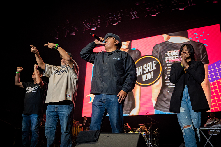 Freestyle Explosion Holiday Jam 2022 Photo Gallery - Magic 92.5